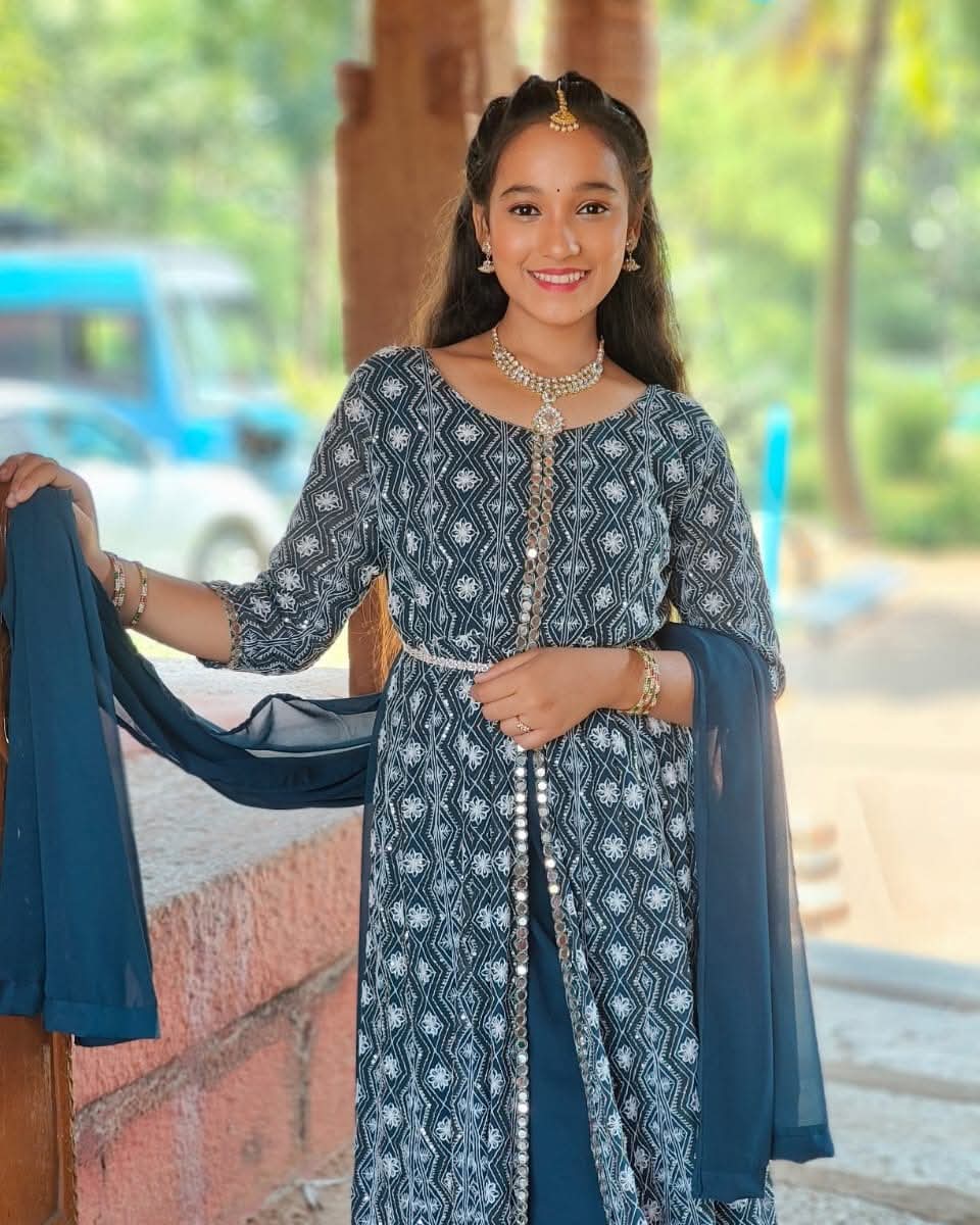 SHREELAKSHMI BHAT | ActorCV